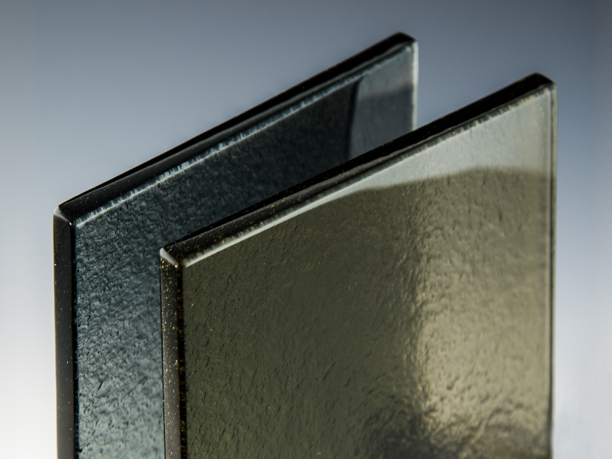 Glass types - Bronze / Black | Nathan Allan Glass Studios