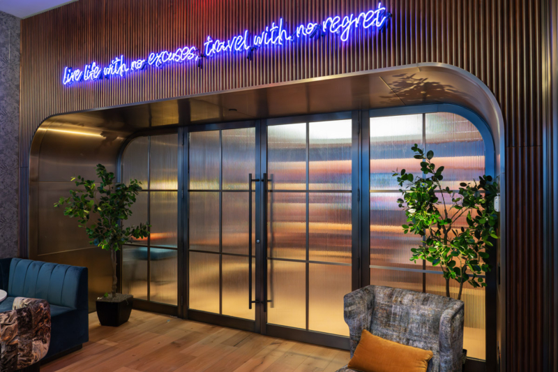 Architectural Textured Glass Partitions | Nathan Allan Glass Studios